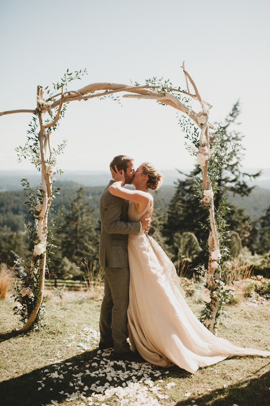 Minnie & Marshall | Orcas Island » Carina Skrobecki